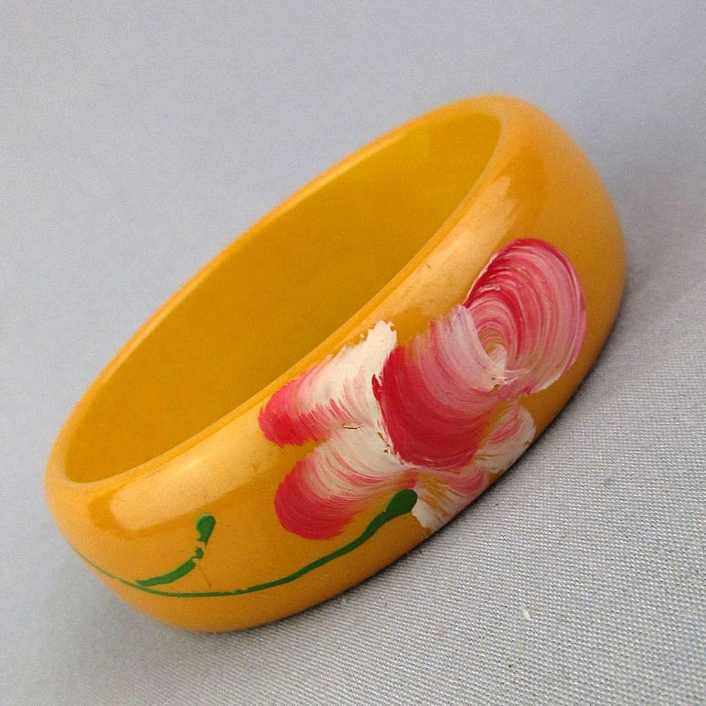 Vintage Bakelite Bangle Bracelet w/ Handpainted Flower from ...